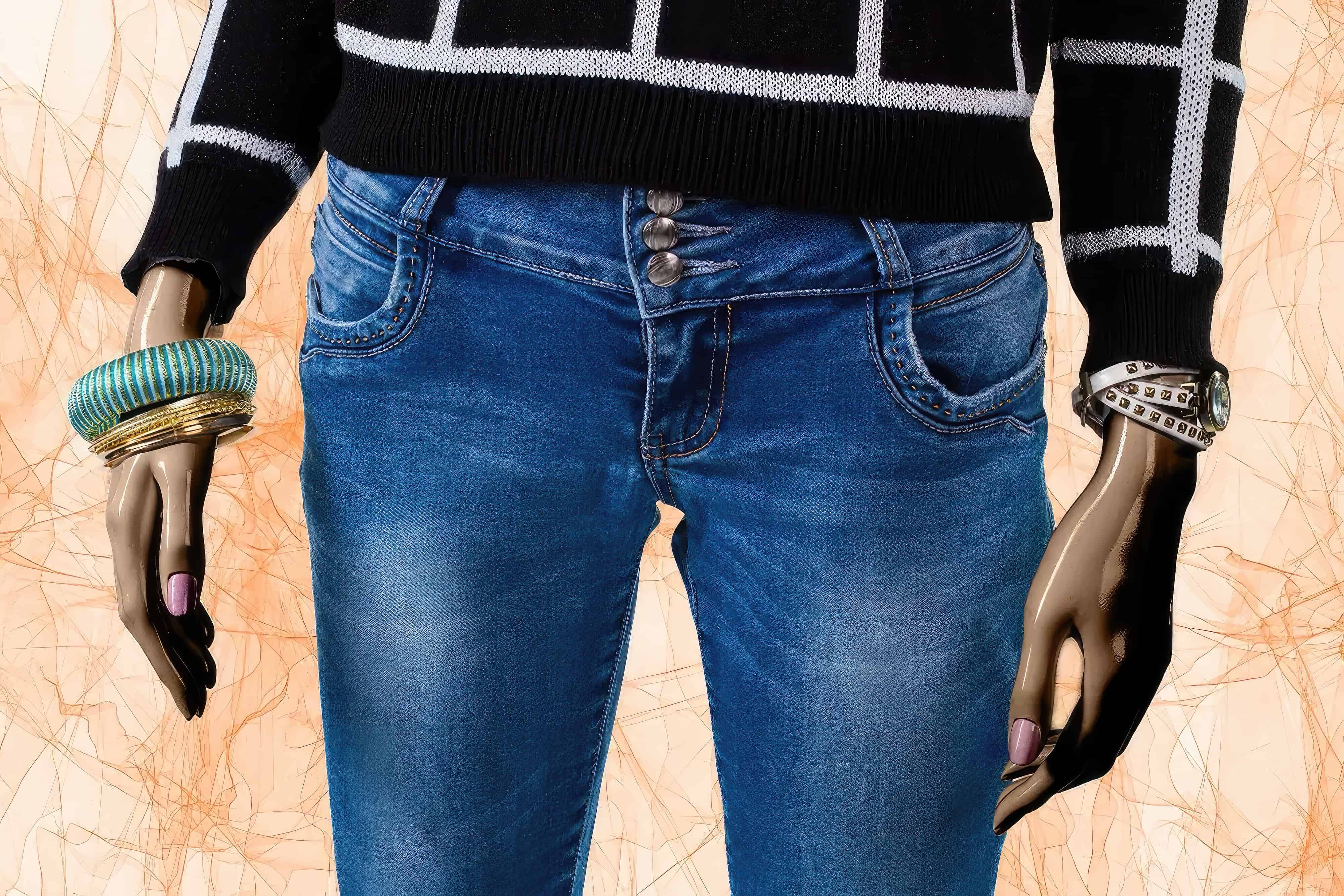 14 Best Low-Rise Jeans to Wear This Summer - HauteMasta