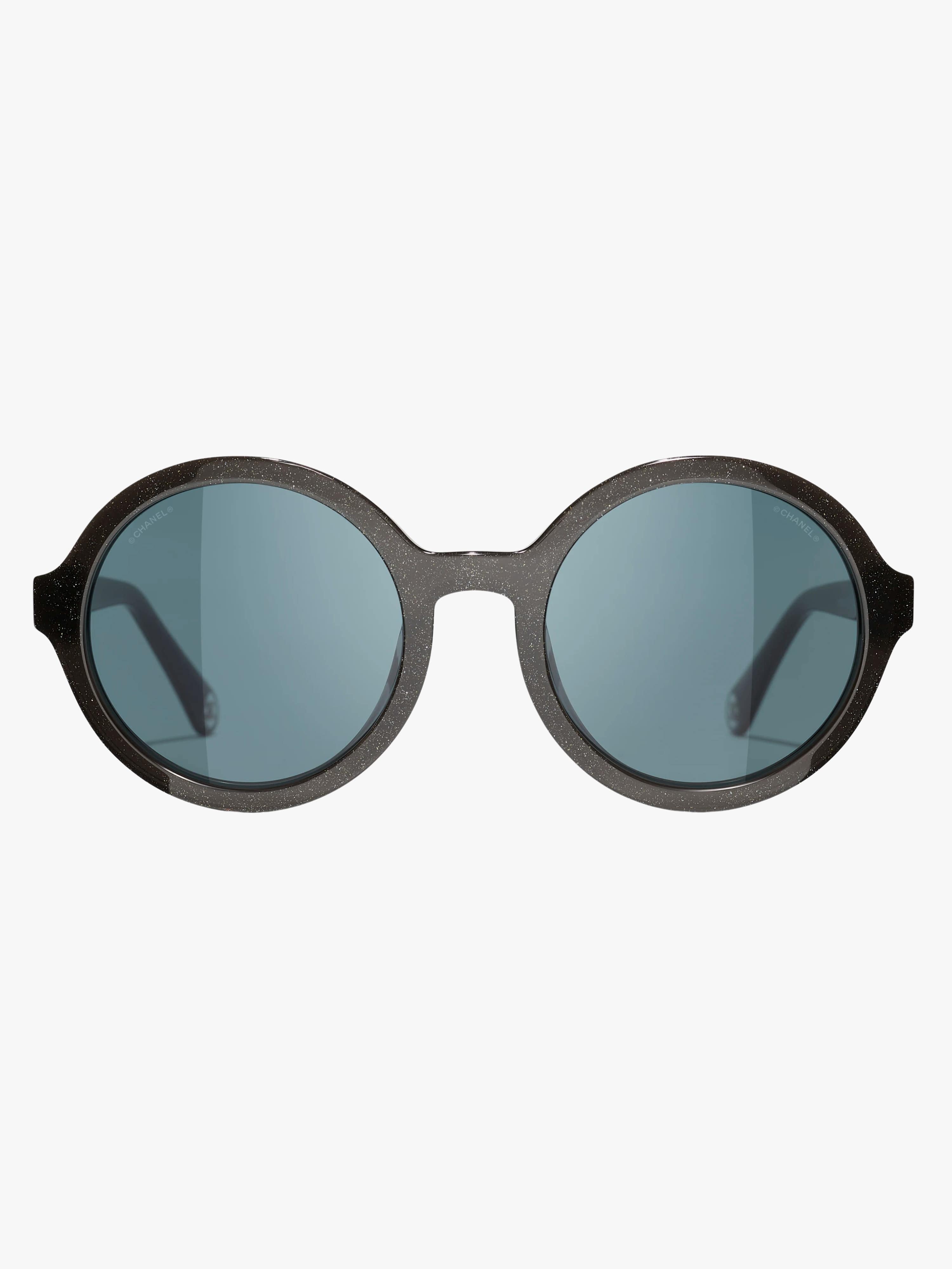 4 Best Sunglasses for Diamond-Shaped Faces - HauteMasta